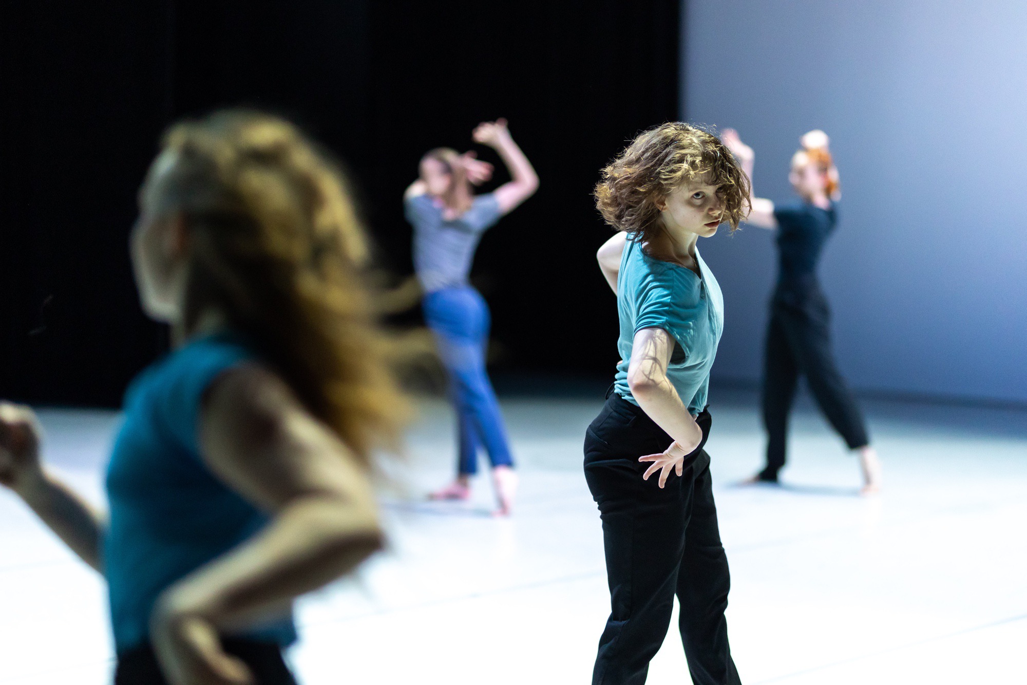 Gyvenimo sistemos šokio spektaklyje „Signalas“ - Kaunas Pilnas Kultūros